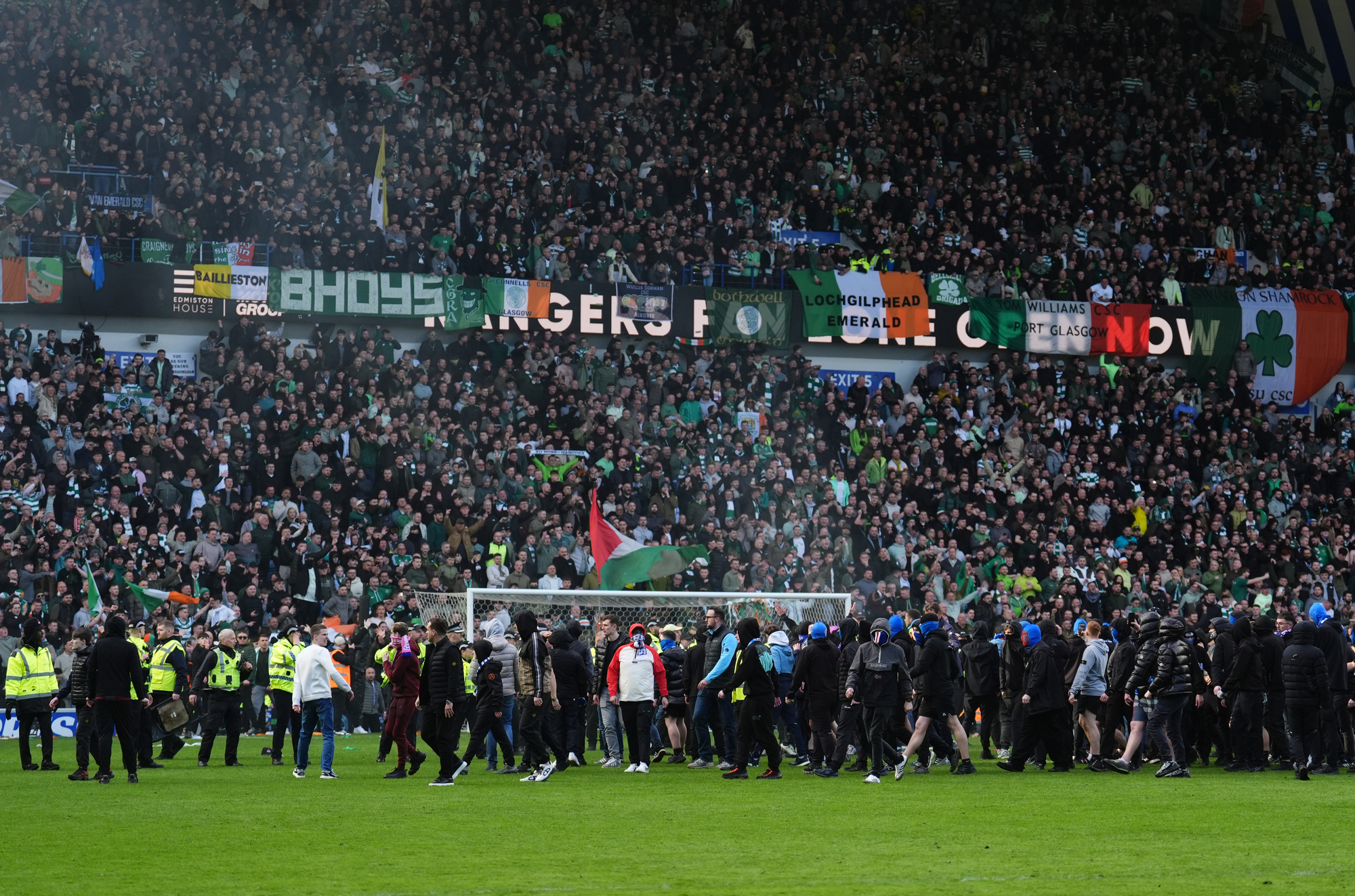 Banned ultras group urges Rangers to take up ticket allocation from Celtic