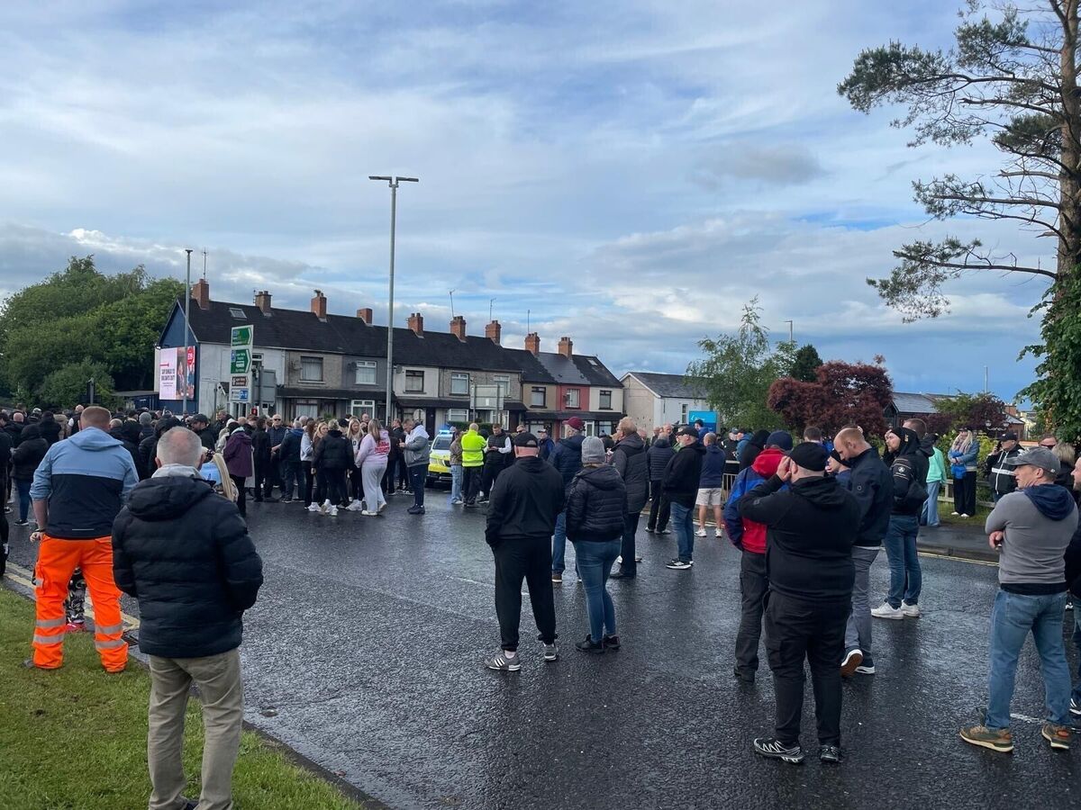 ‘There’s wee girls inside’: Panic as masked men storm house in Belfast
