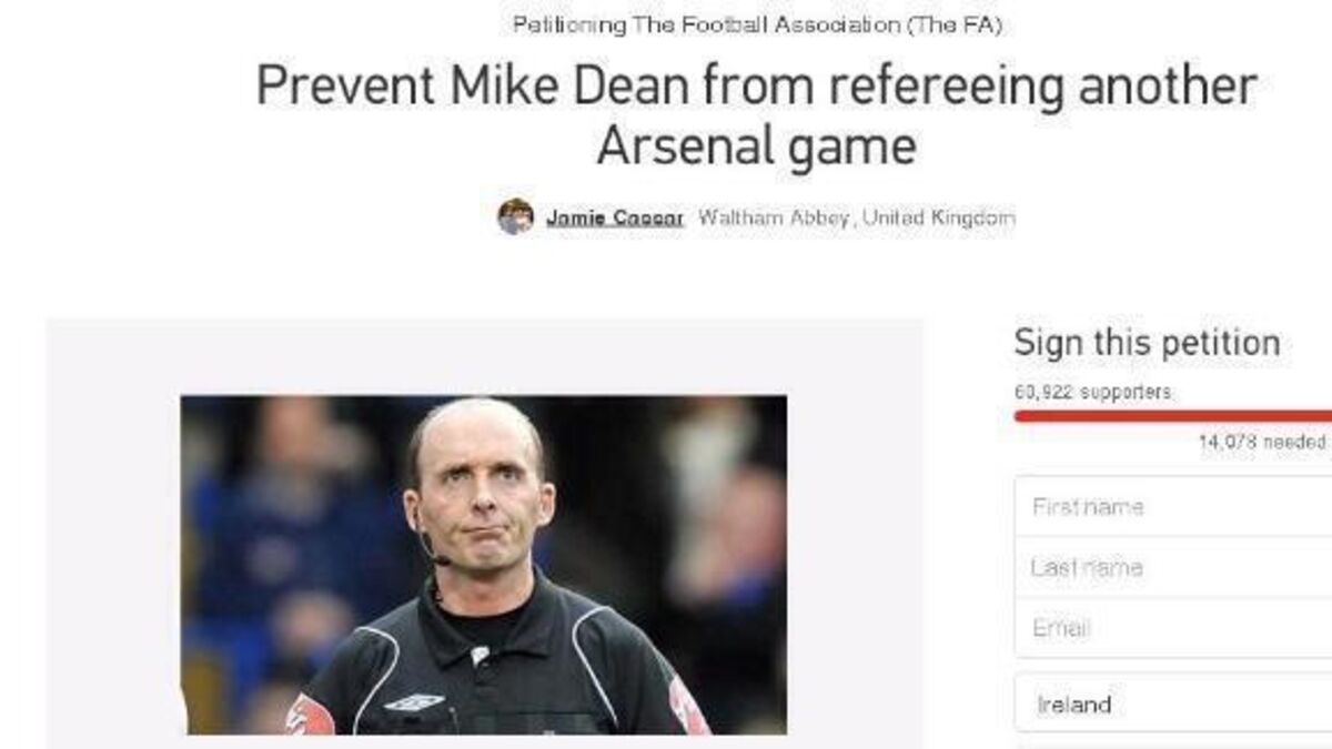 Mike Dean Vs Arsenal