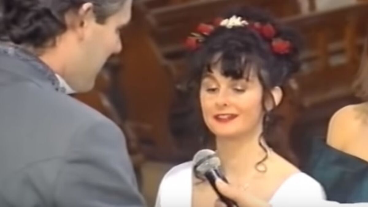 Marian Keyes shares wedding day clip in celebration of 20th anniversary