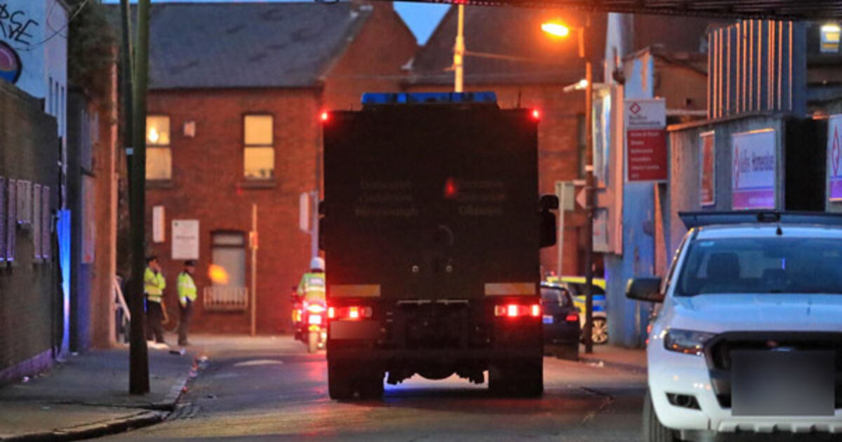 Two men still being questioned as 6kg of Semtex seized in Dublin taxi