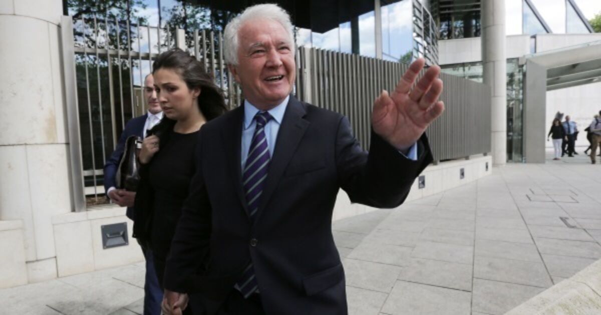 Ex-banker Sean Fitzpatrick formally acquitted at Dublin Circuit ...