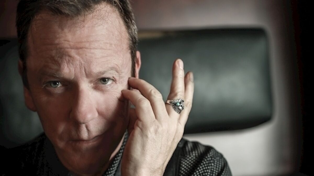 Kelly Winn Kiefer Sutherland