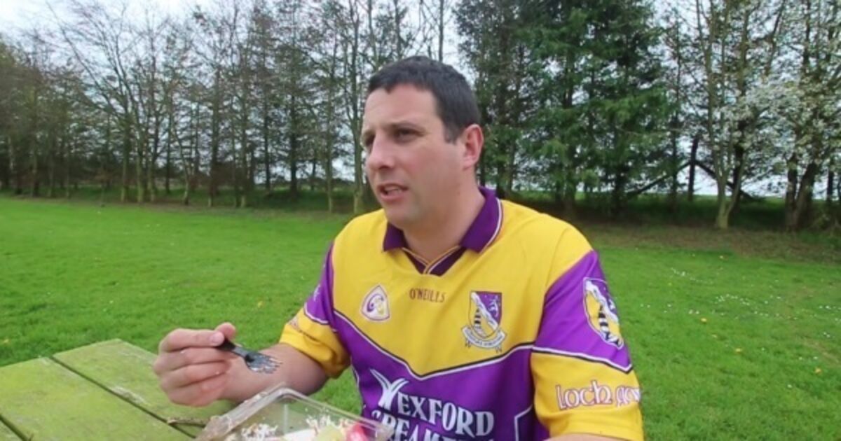 WATCH: Everyone knows a professional bandwagon jumper…
