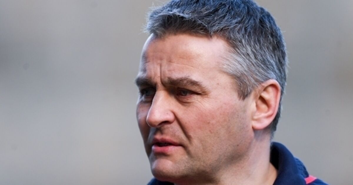 TJ Ryan: Teams have video analysis on officials. What's the ref doing?