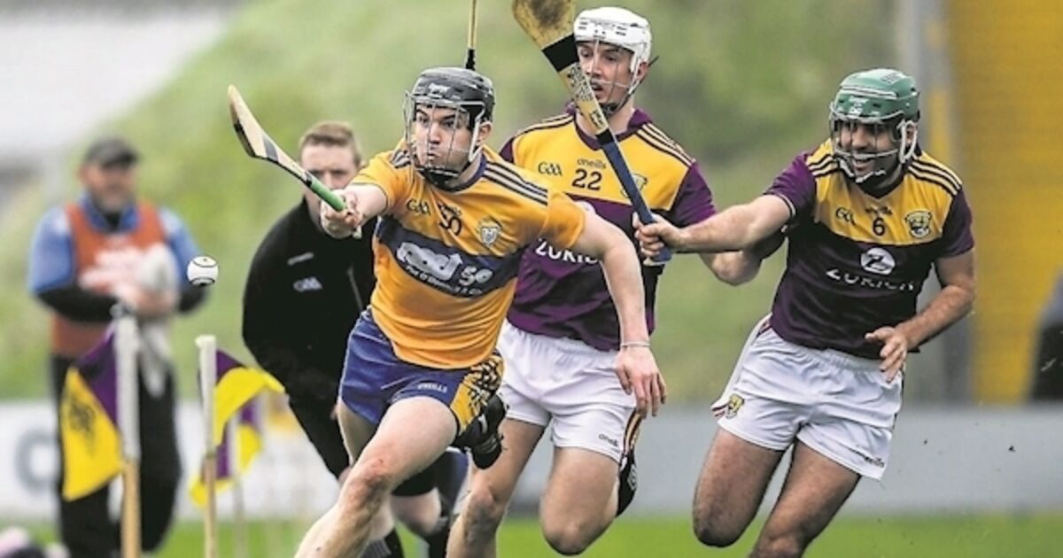 Brian Lohan edges Davy in Cold War battle