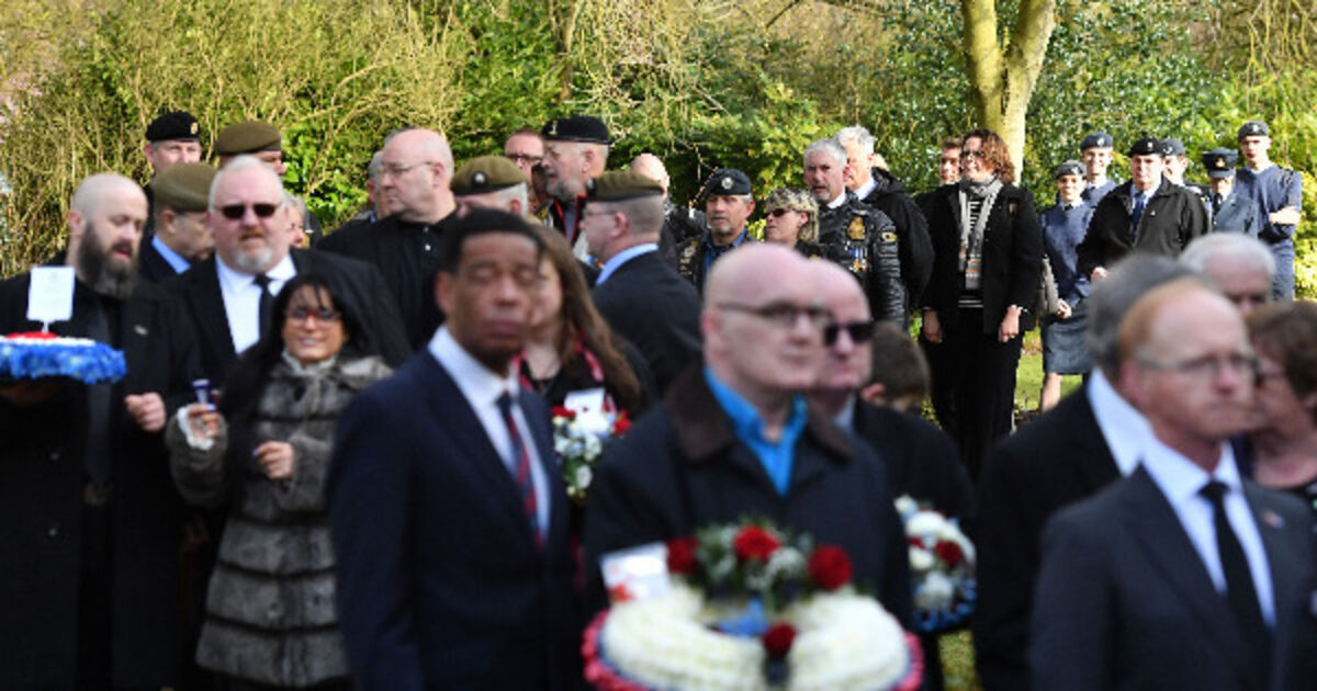 Scores turn out for funeral of RAF veteran who died with no known family
