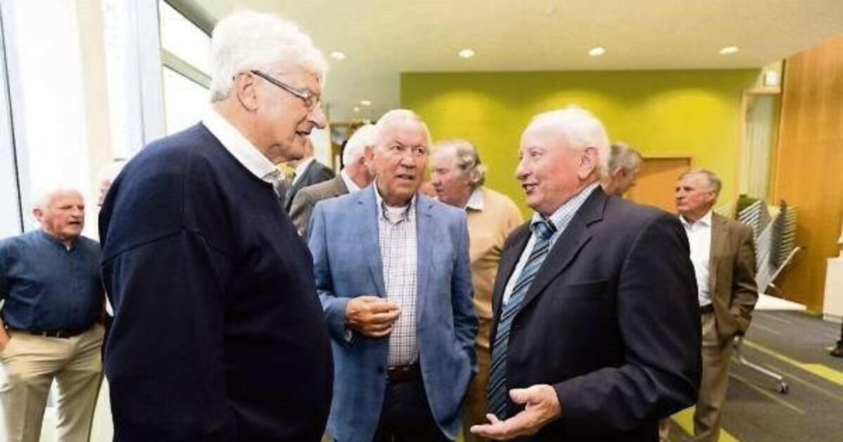 Clare patriarch Fr Harry Bohan praying luck holds against Galway