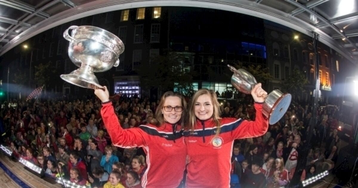 Cork's All-Ireland winners return home to rapturous welcome