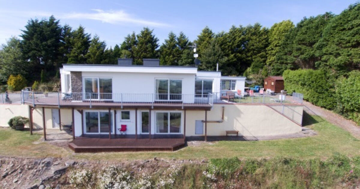 House of the Week: Lahern, Dunderrow - €450,000