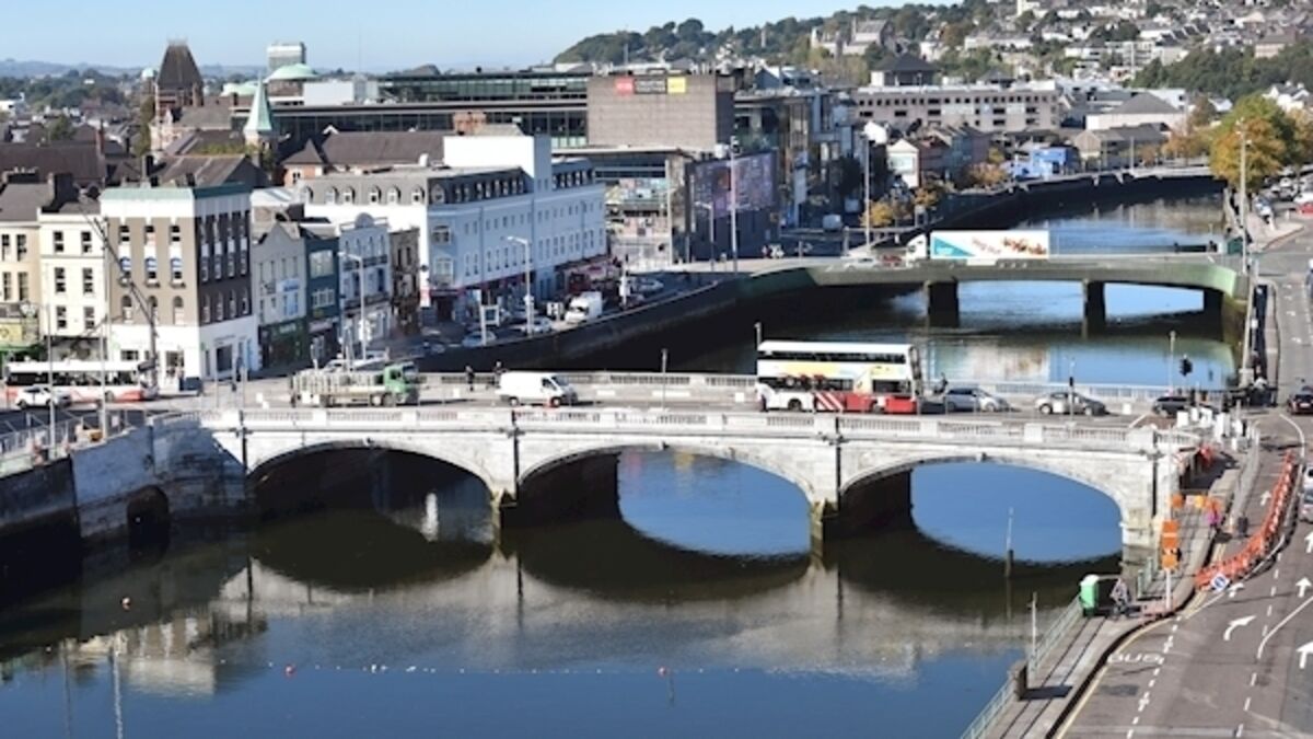 Landmark Cork bridge to be closed to traffic on consecutive weekends