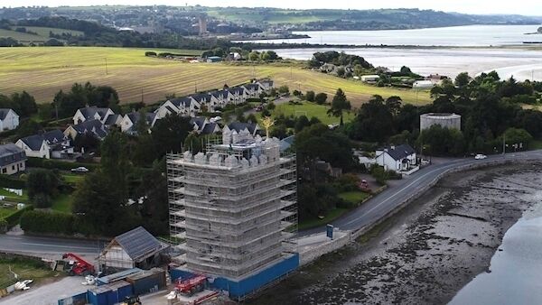 Belvelly Castle owners go for gold with stunning sculpture