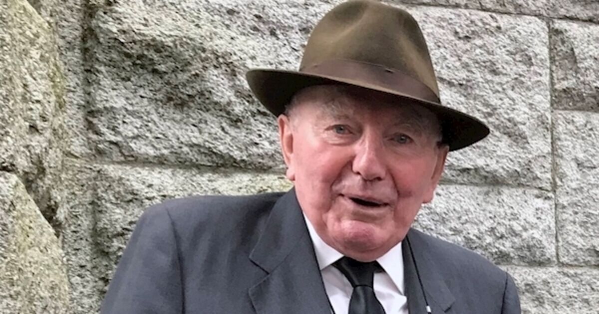 Former Justice Minister Patrick Cooney settles defamation case