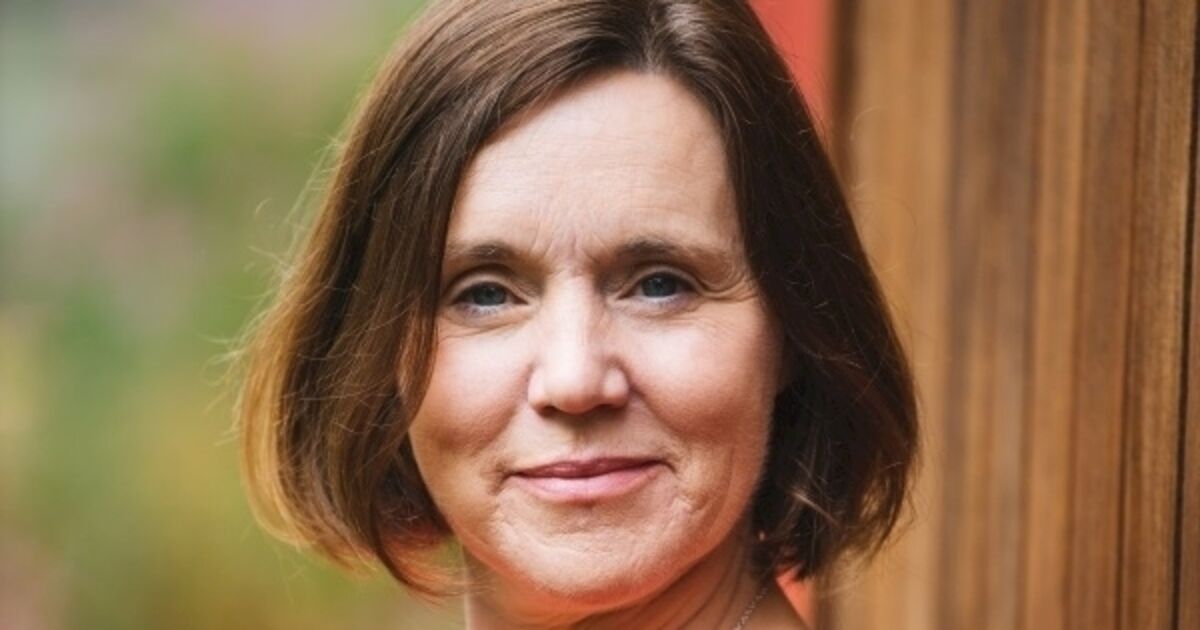 A new book looks at the history of Ireland - through the eyes of women