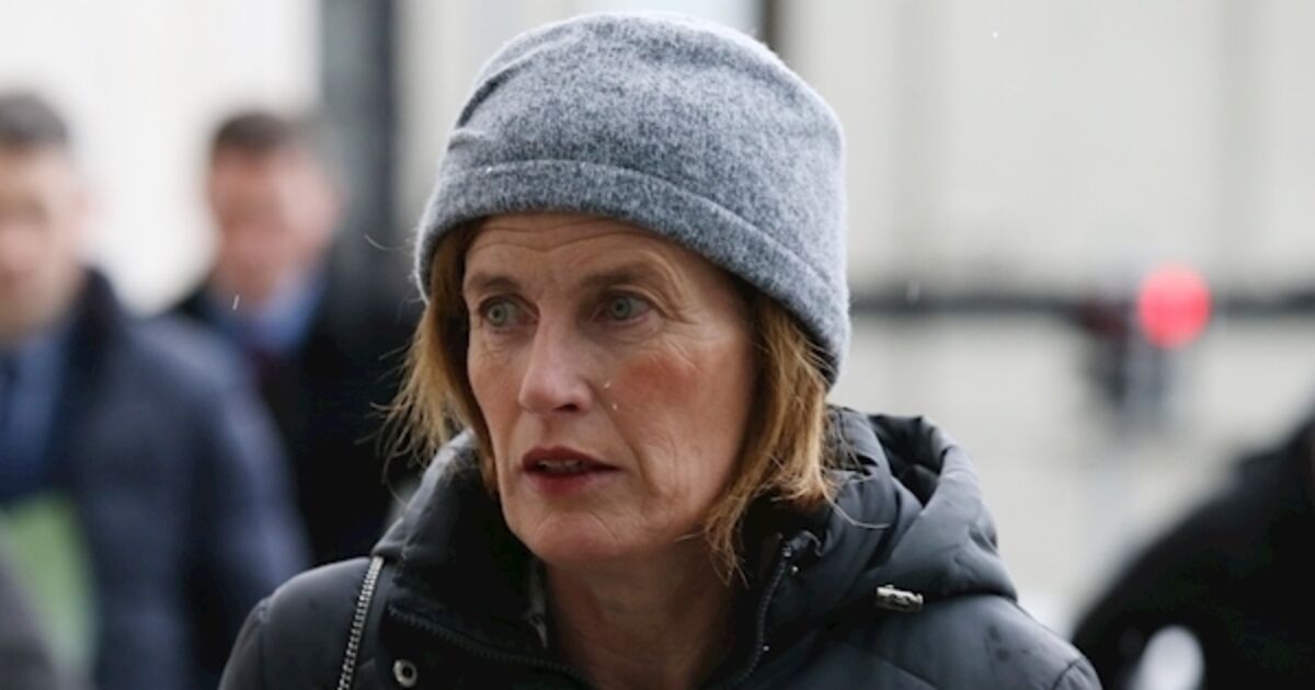Love triangle trial hears how garda made note: 'Mary Lowry had his head ...