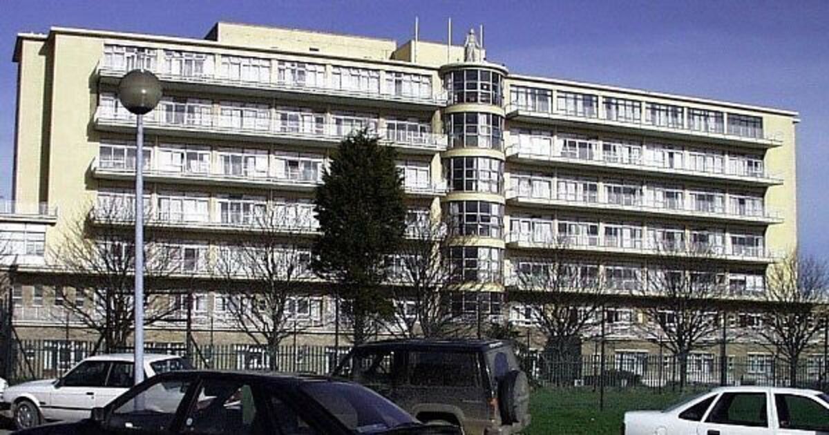 Two more die amid C diff outbreak at hospital