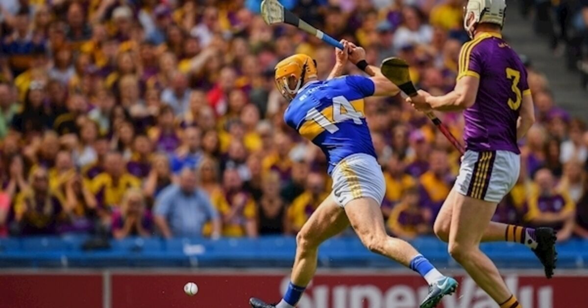 Insider Eoin Kelly plays coy on Tipperary chances