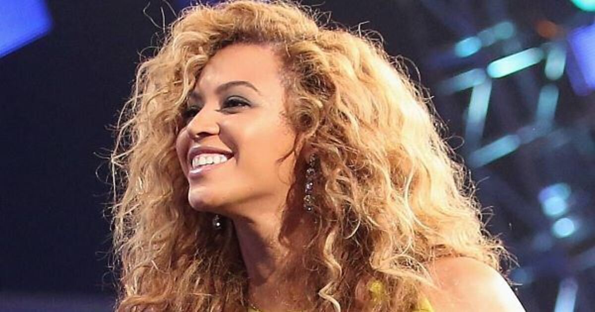 Beyoncé's false lashes made out of mink