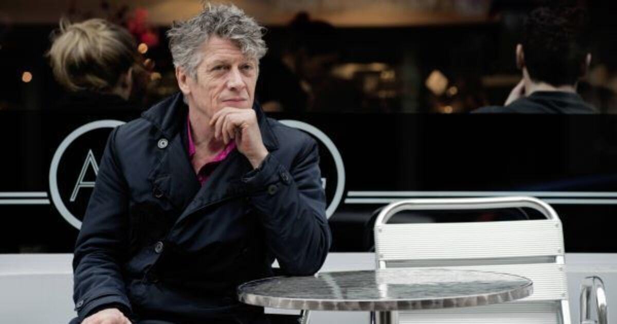 Blue Nile singer in slow flow