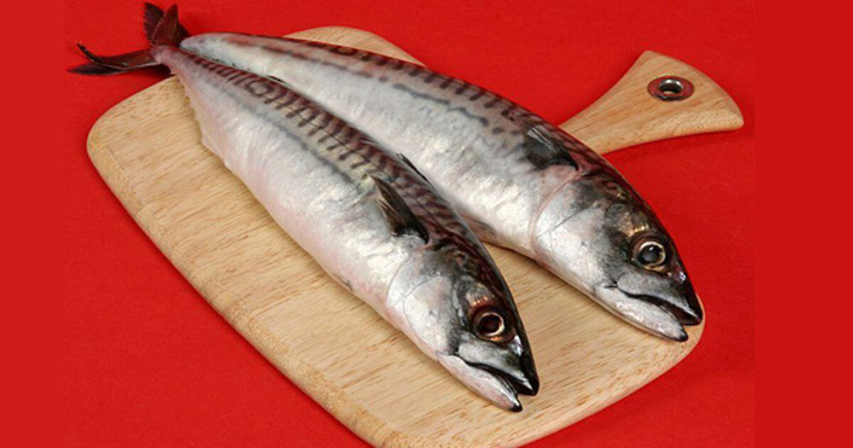 Eat oily fish for healthy bones and joints