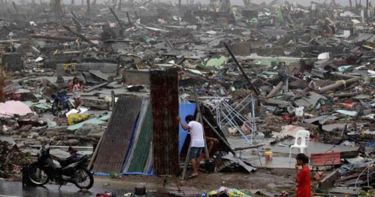 Ireland offers €1m aid as typhoon death toll hits 10,000