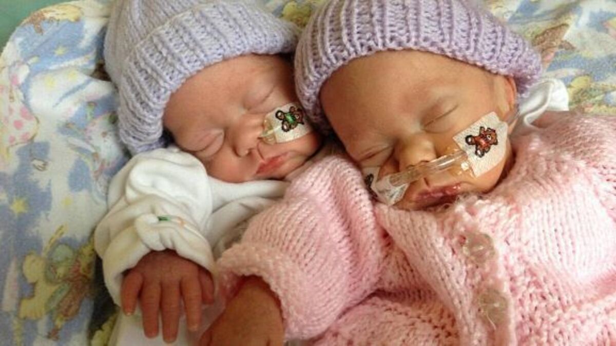 Tiny twins weighed just 1lb at birth