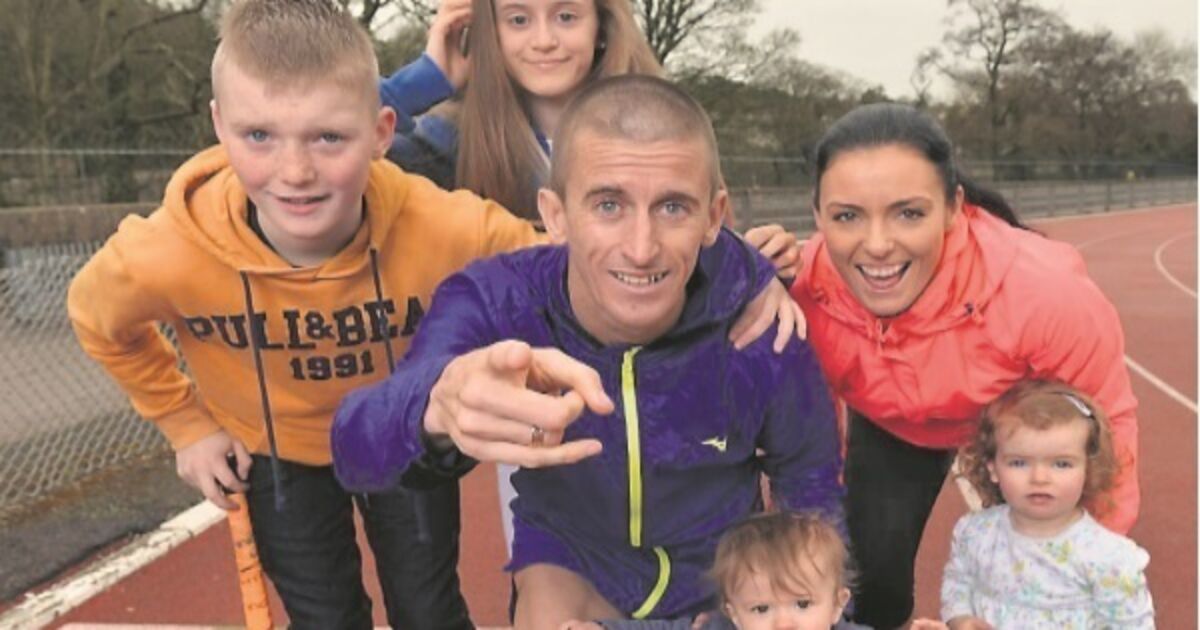 Irish athletes Rob Heffernan and Olive Loughnane awarded medals
