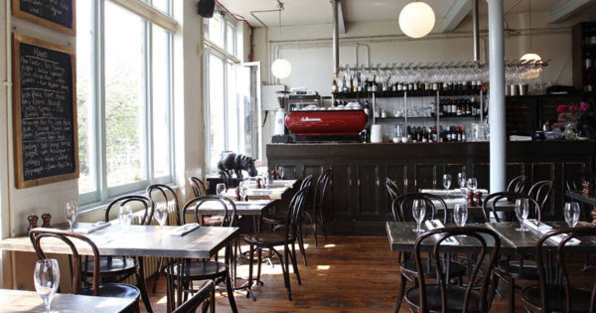 Dublin: The Winding Stair Restaurant is worth the climb