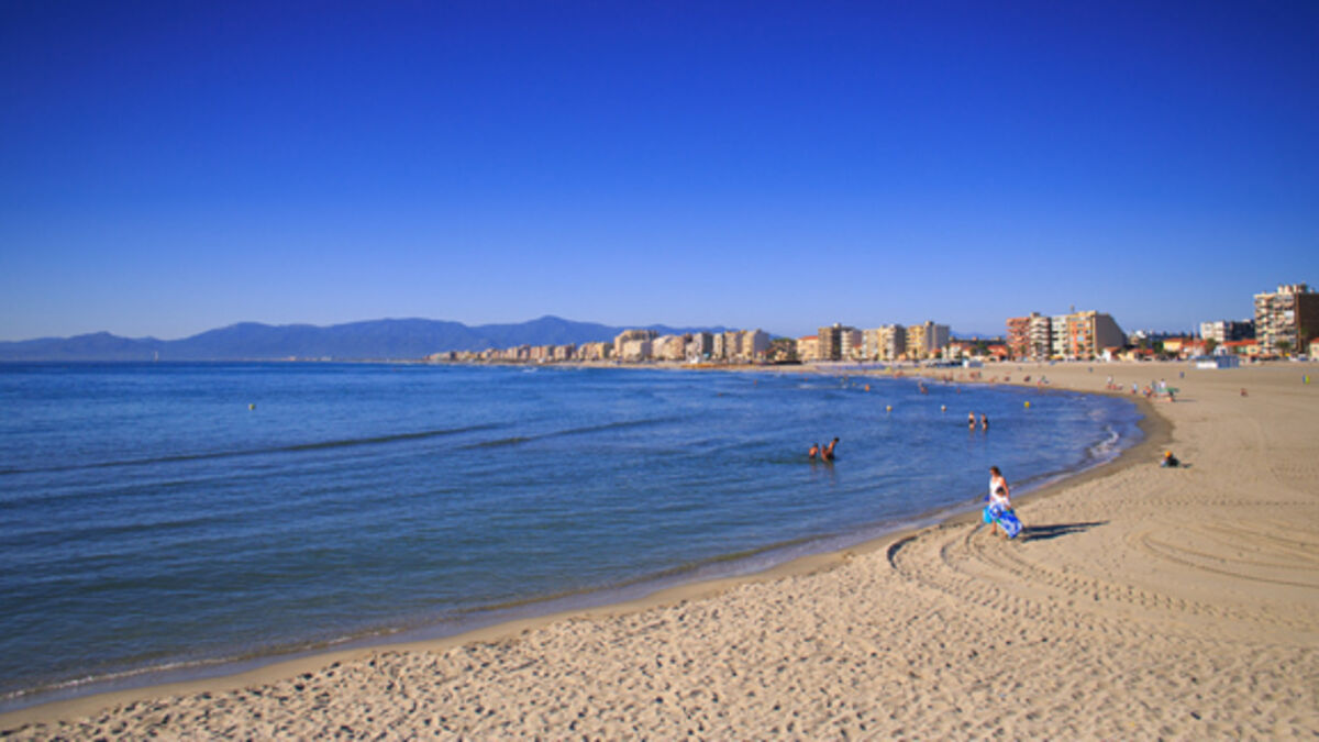 Canet-en-Rousillon is a charming old town with the Pyrenees on its doorstep