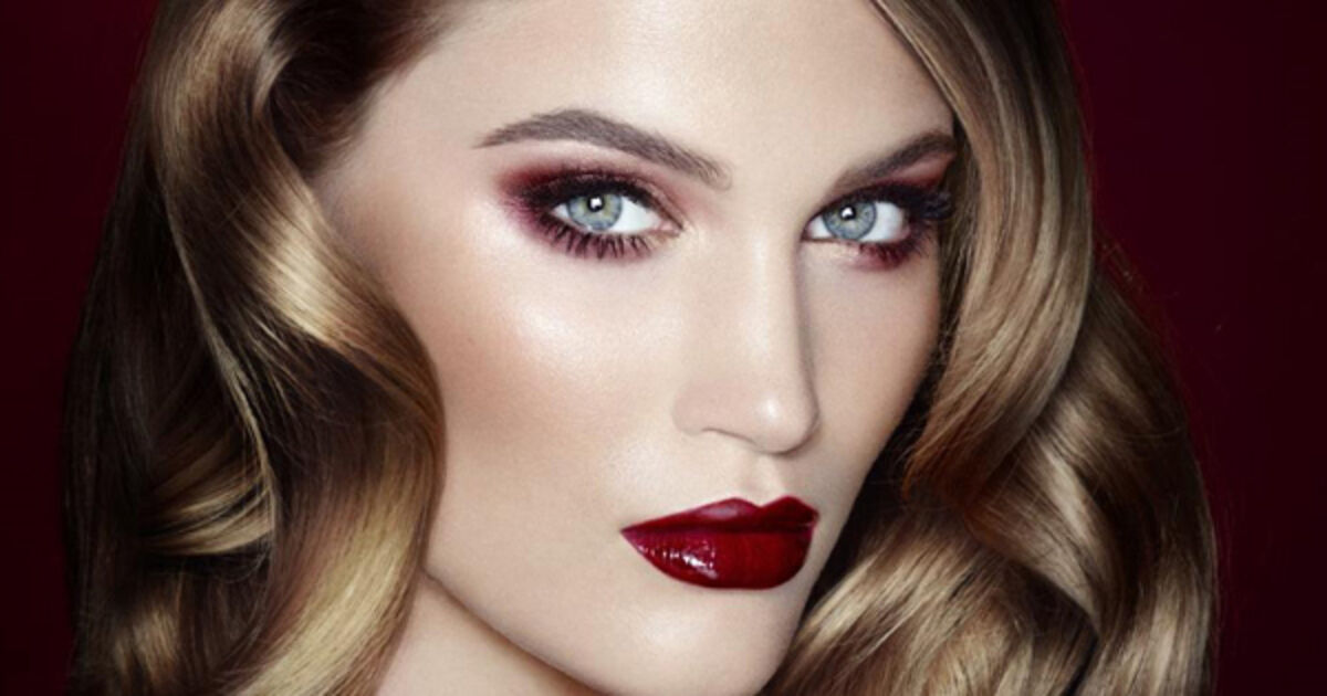 Get the Hollywood glam look this Hallowe’en