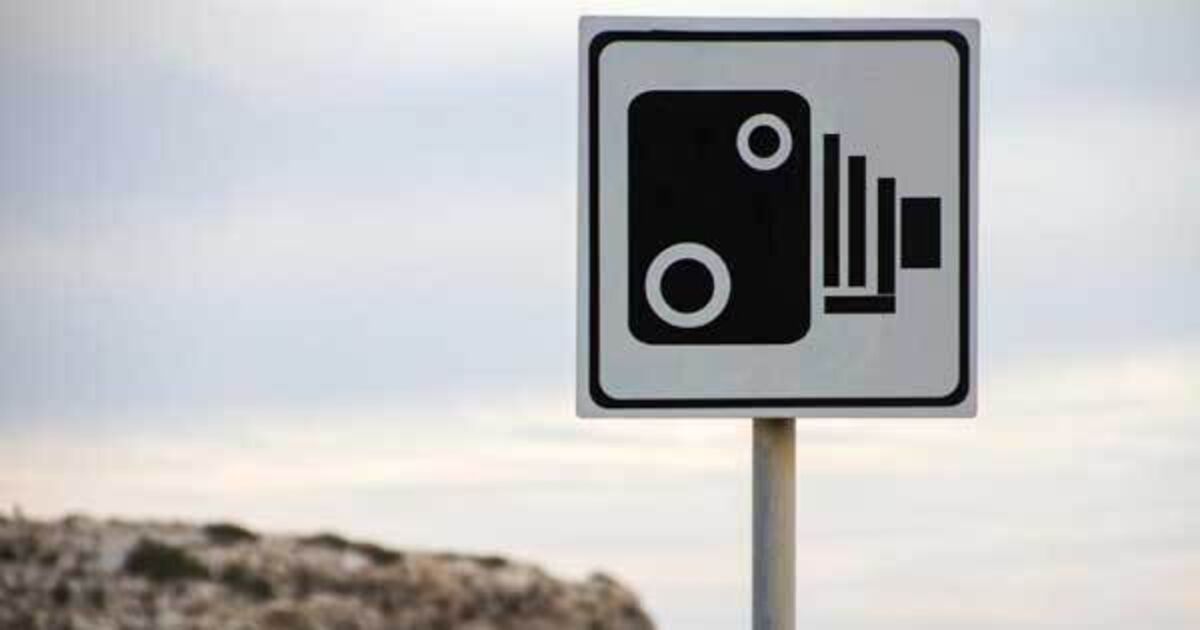 Howlin: Minister must get involved in speed camera dispute