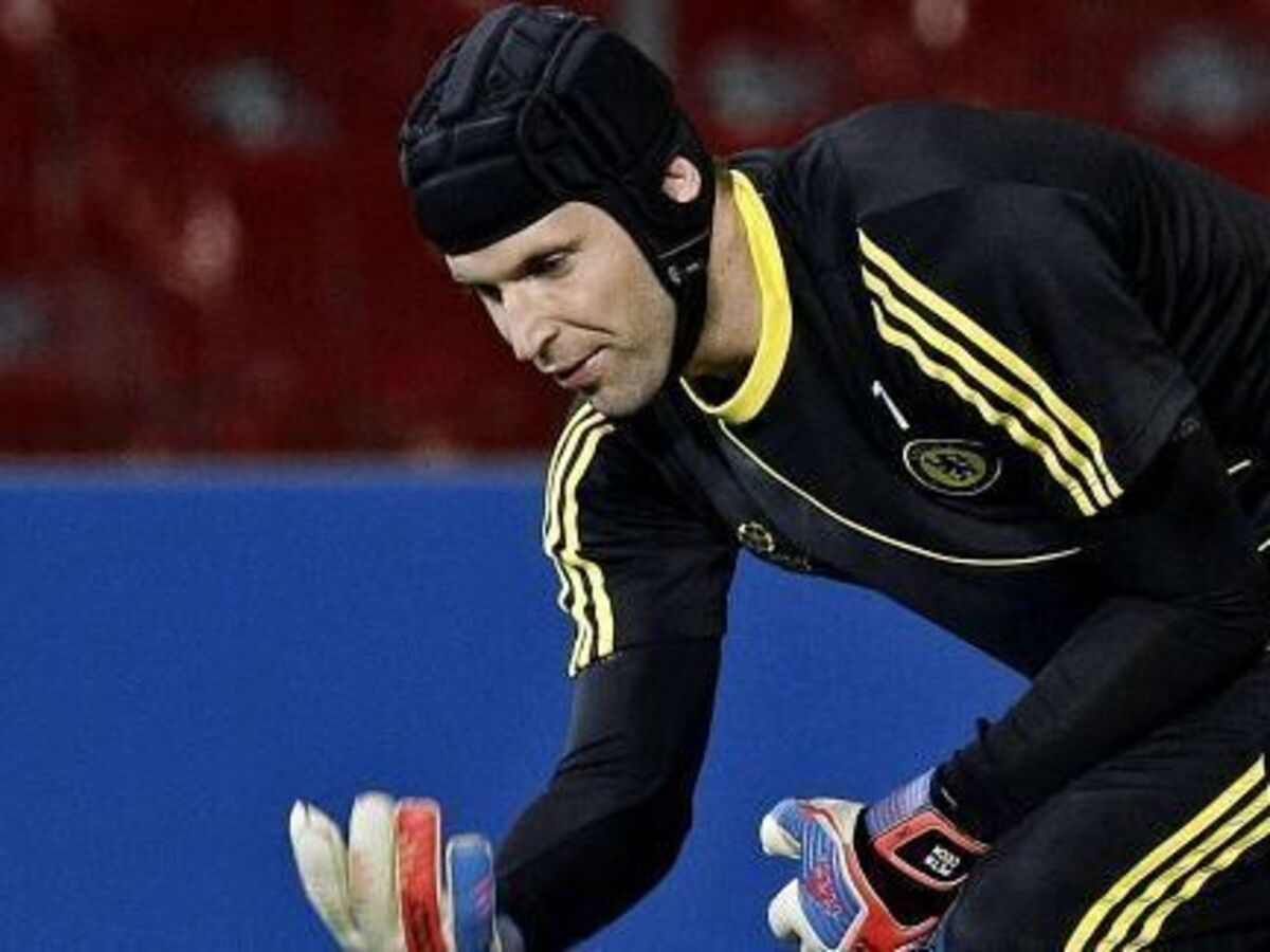 Petr Cech Injury 2022