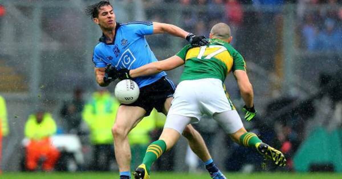 Michael Darragh Macauley paying little heed to Mick Lillis's remarks