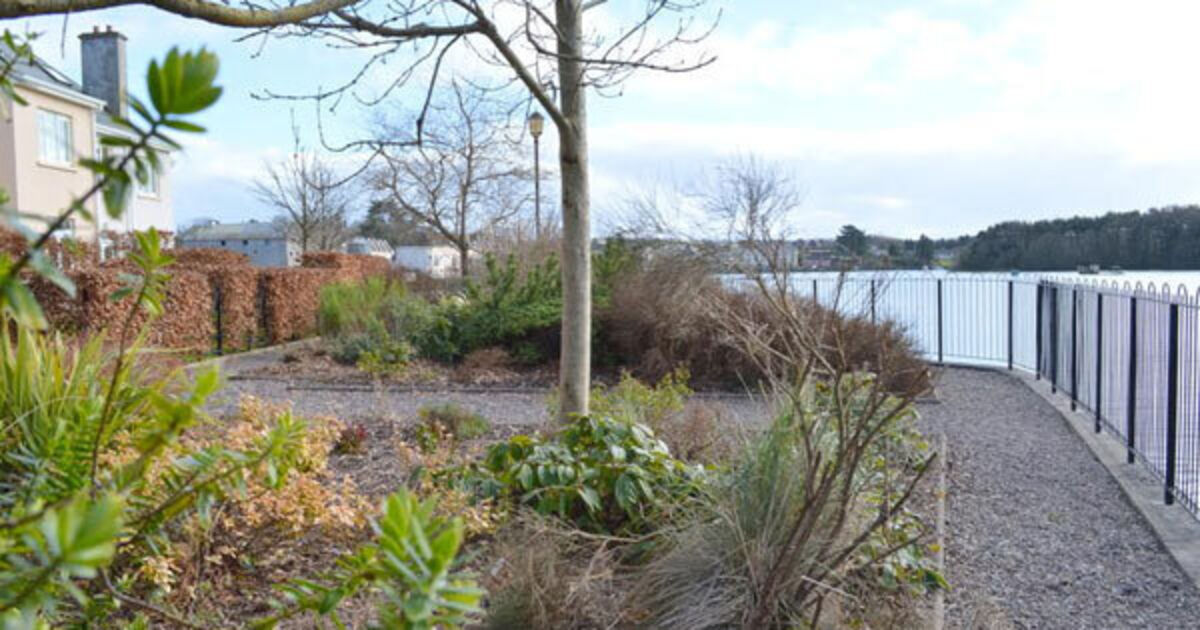 Midleton townhouse sitting pretty on the waterfront
