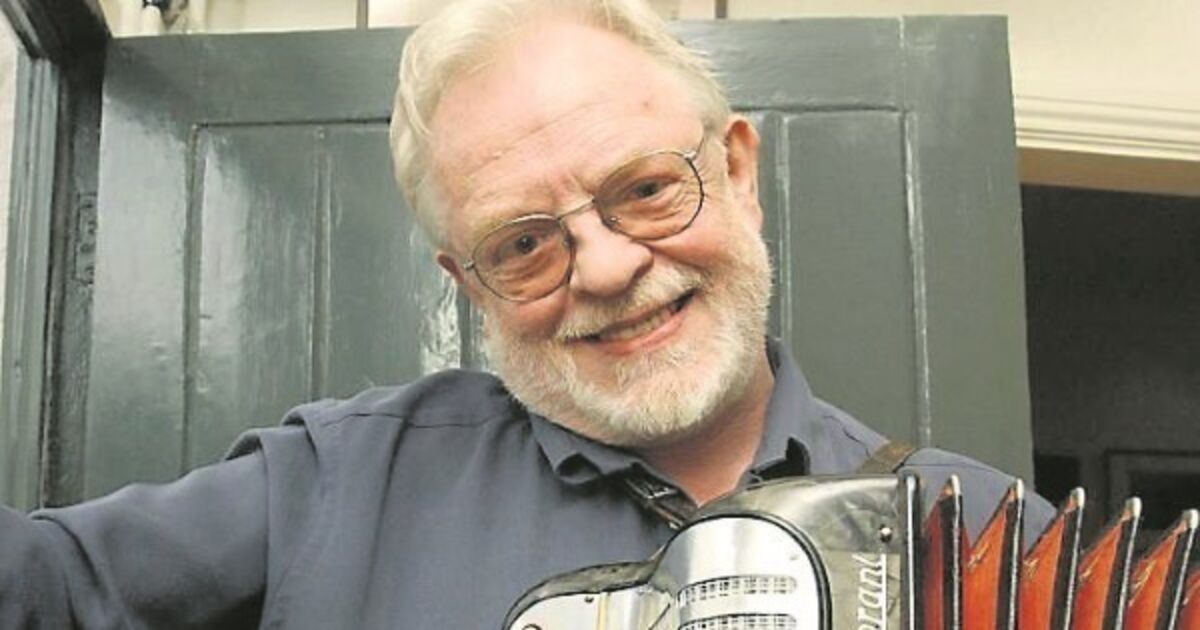 Iconic musician Tony MacMahon is planning his assisted suicide