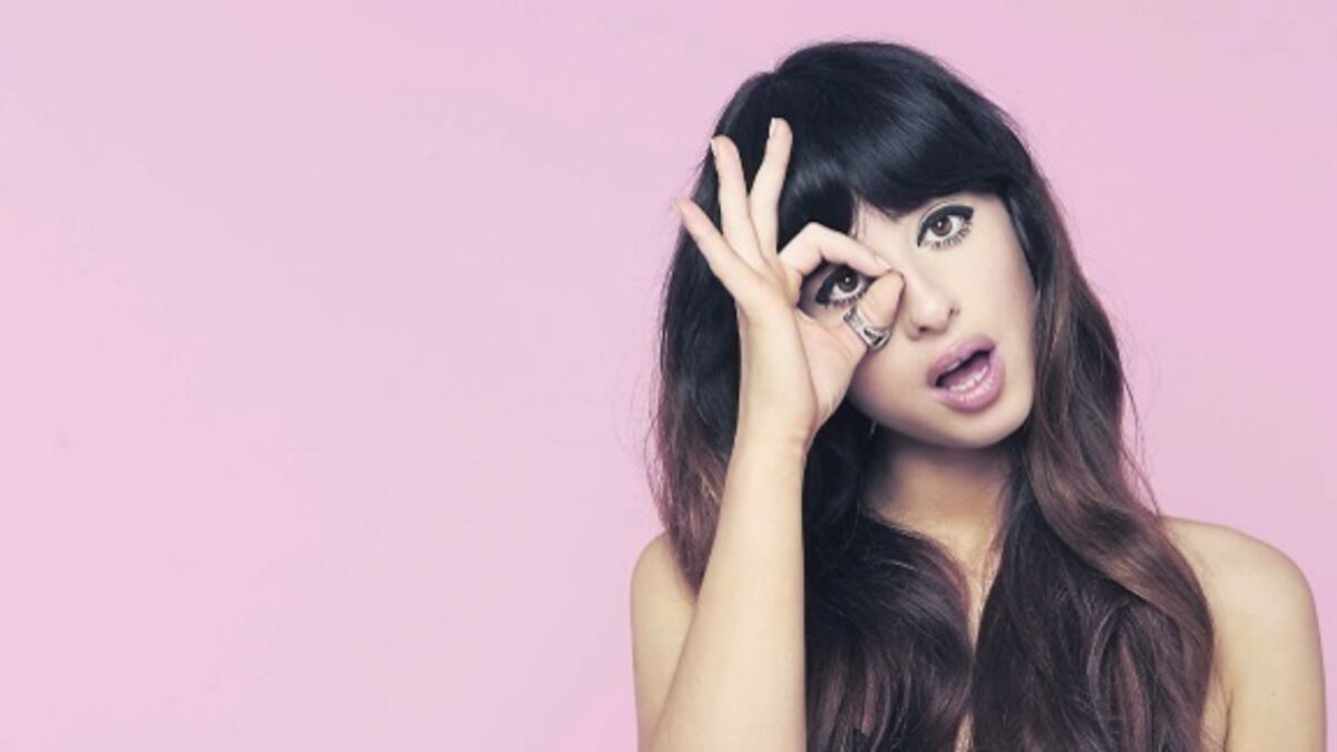 Foxes Singer Clarity