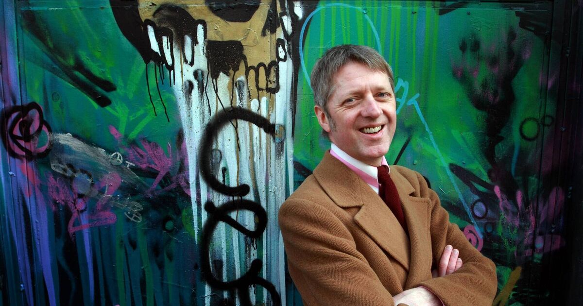 Glenn Patterson novel 'Gull' onDeLorean in Belfast offers tale of hope ...