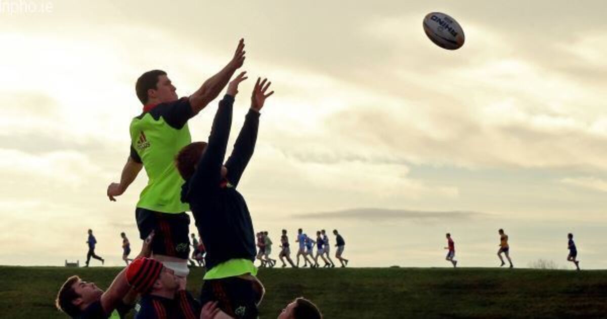 Munster Rugby drop ball on Limerick ‘base’
