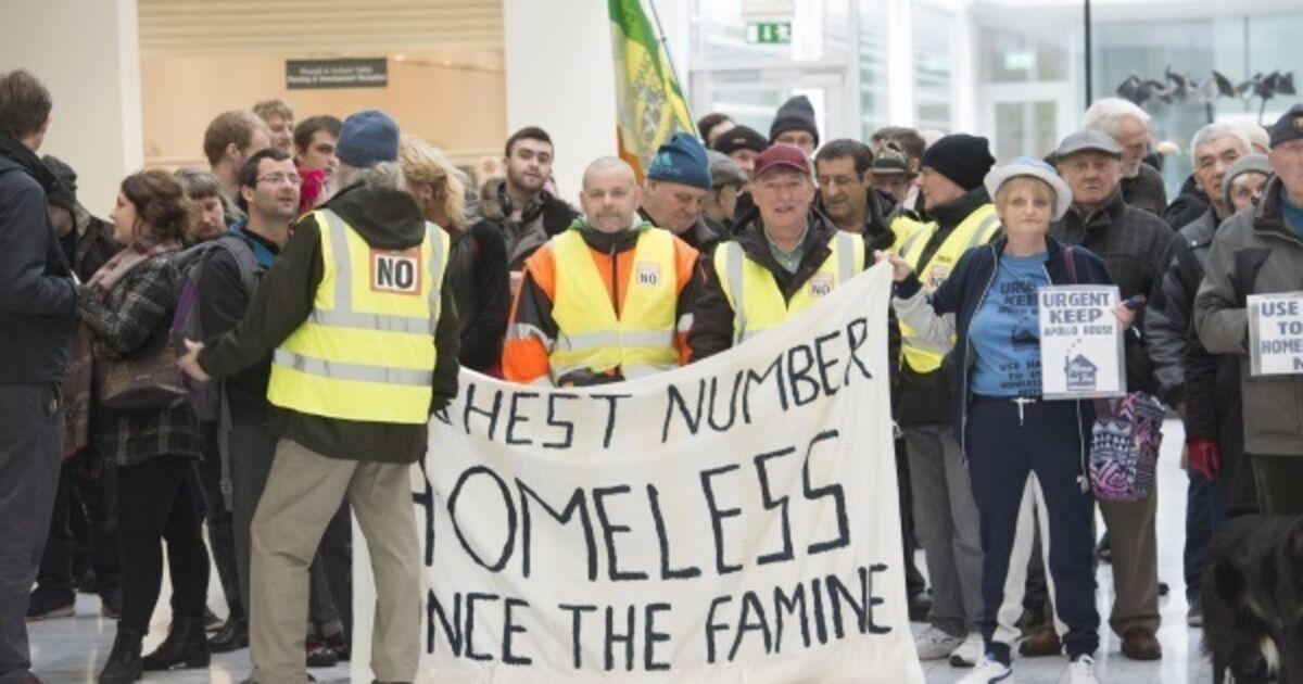 Cork protesters march on City Hall