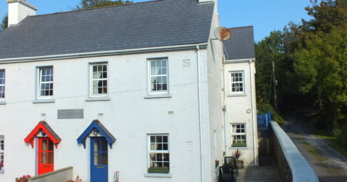 Former Kilmacabea schoolhouse is now tranquil semi in Leap