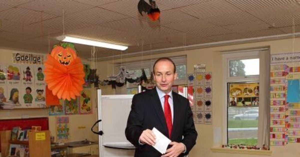 Martin offers congratulations to Higgins