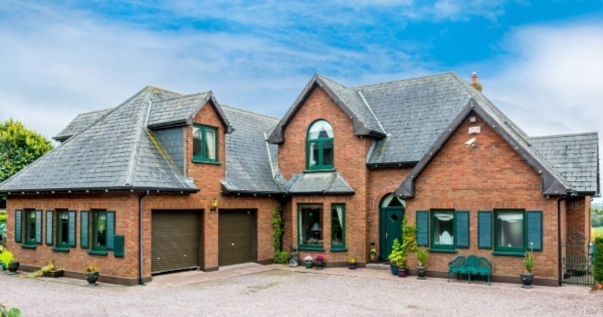 Thimble Hall out on its own in Blarney