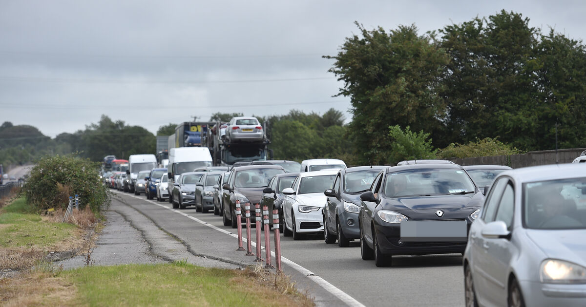 Traffic chaos prompts renewed call for upgraded road access to Cobh