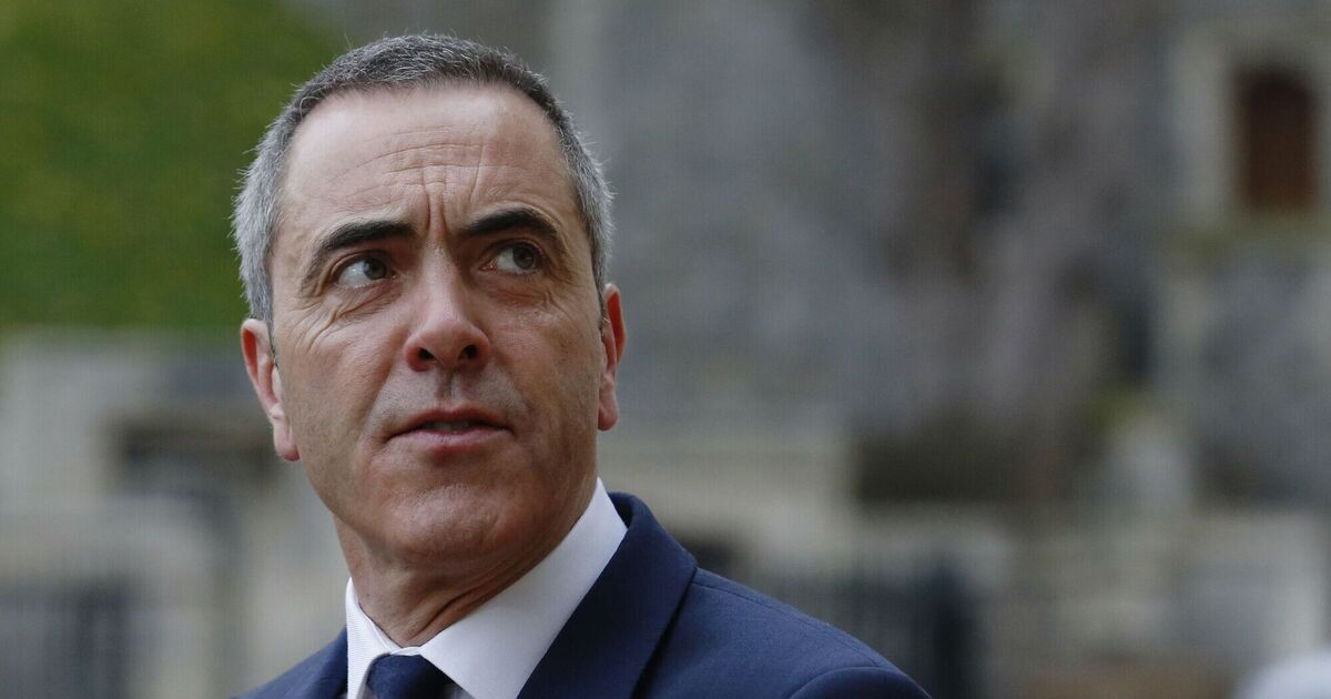 Cold Feet star Jimmy Nesbitt pays tribute after father dies