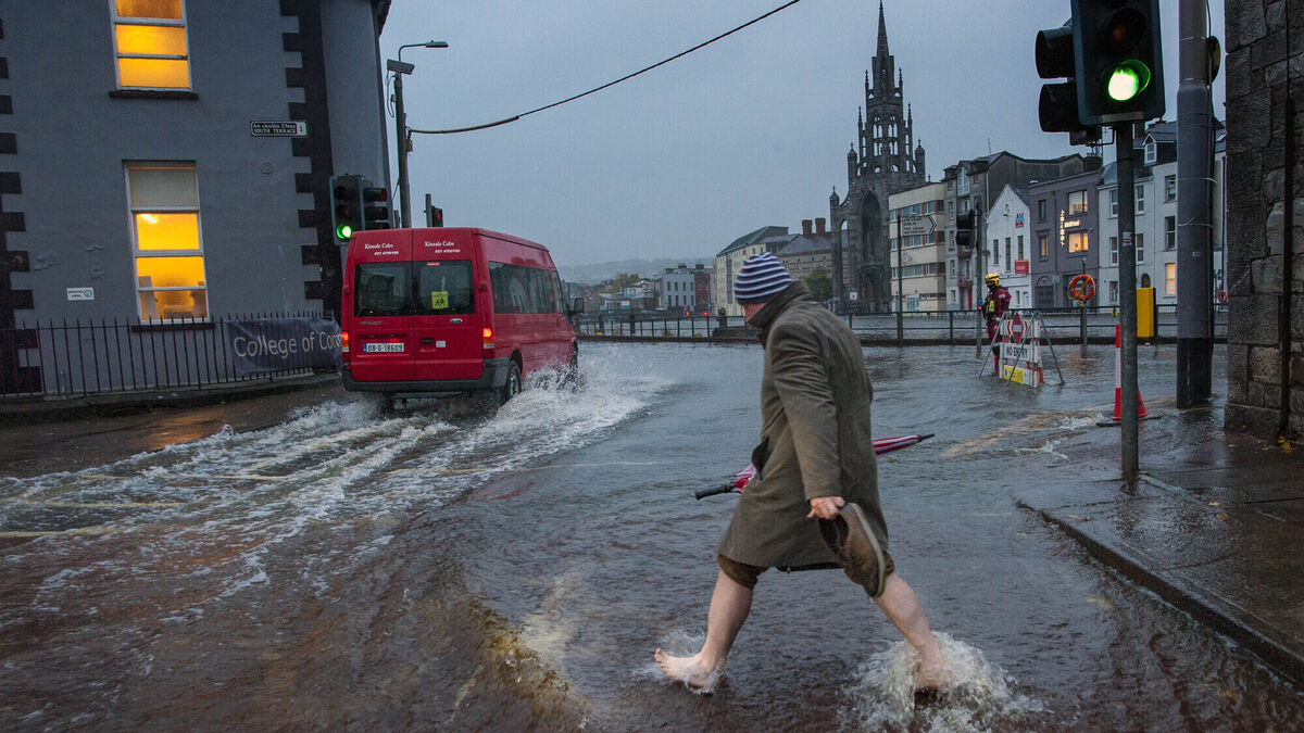 Flood warning issued for Cork city this weekend