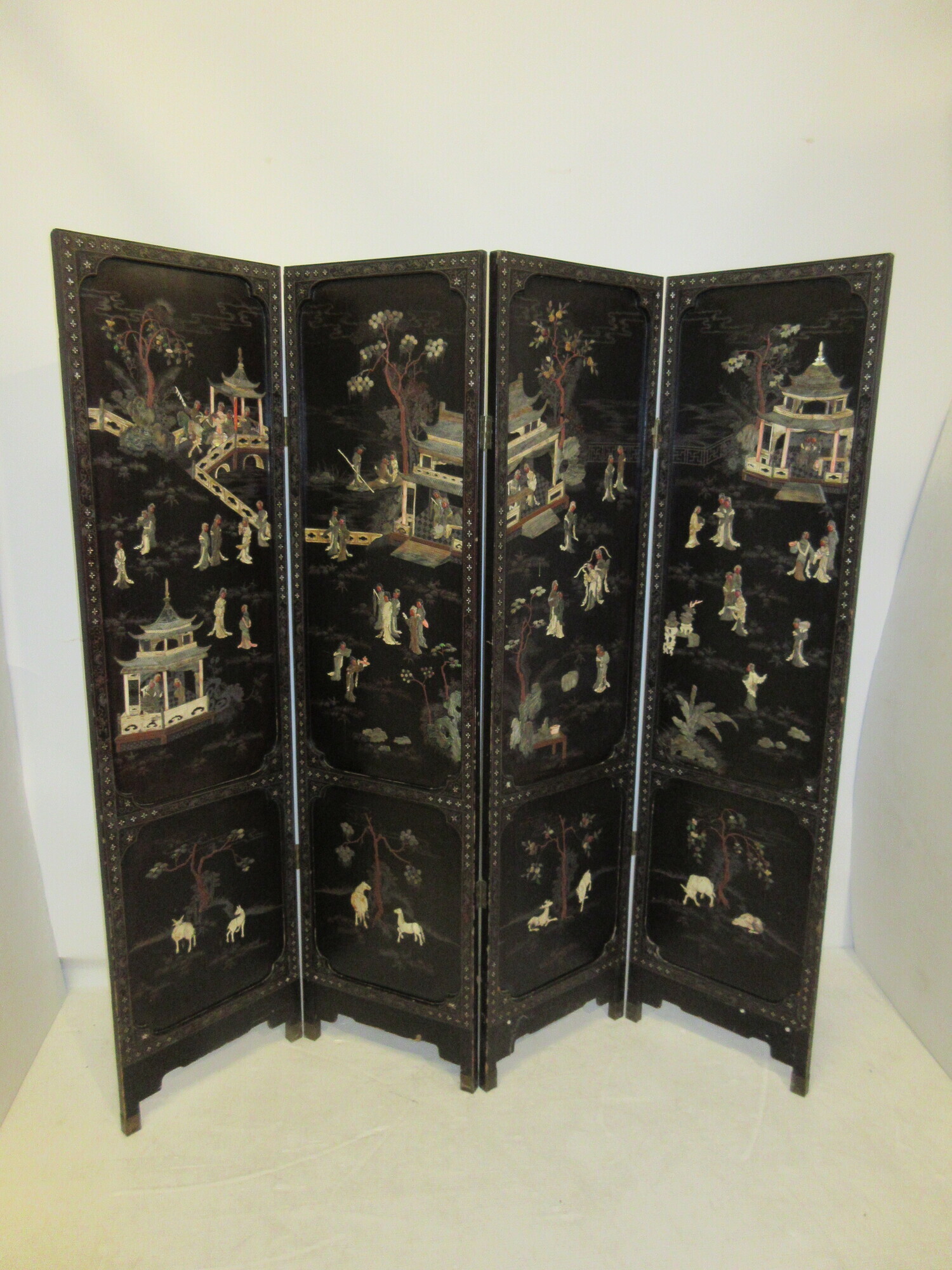 Prime screen time as Chinese lacquer work at Cork sale