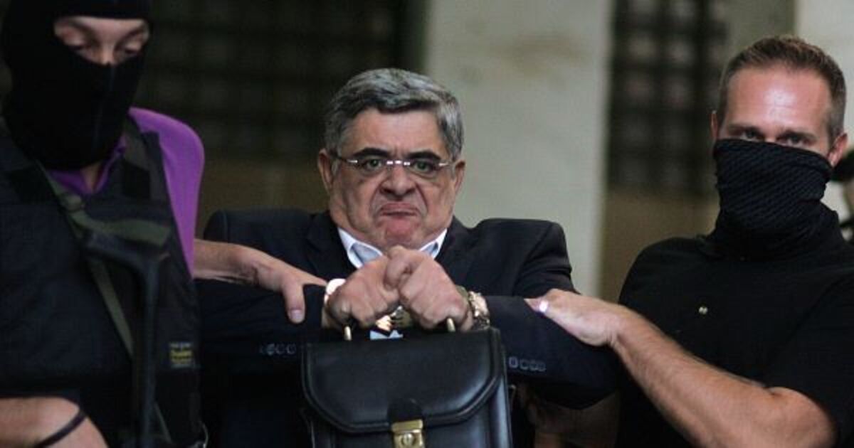 Counter-terrorism police charge leader of Greek far-right