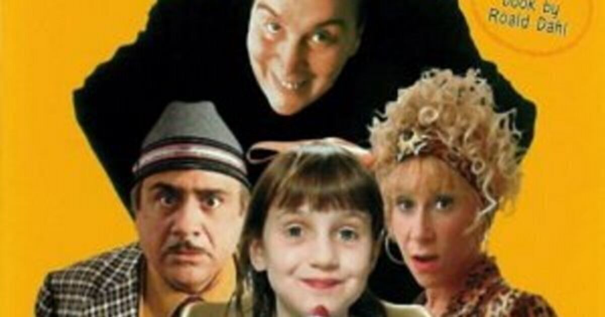 The cast of Matilda reunite