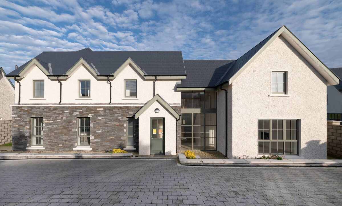 Buyers making Cork's upmarket Foxwarren their family den