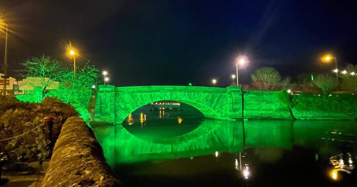 Landmarks across Ireland to light up for Samaritans' Longest Night event